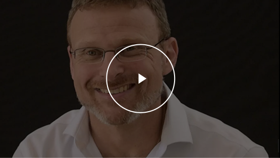 About Us - Your Photo Editing Team | Picsera