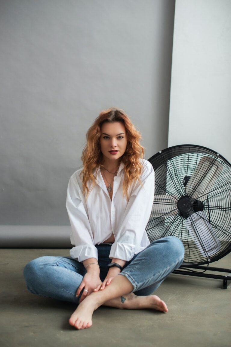 Boudoir Photography Ideas & Poses for Unique Photos | PICSERA